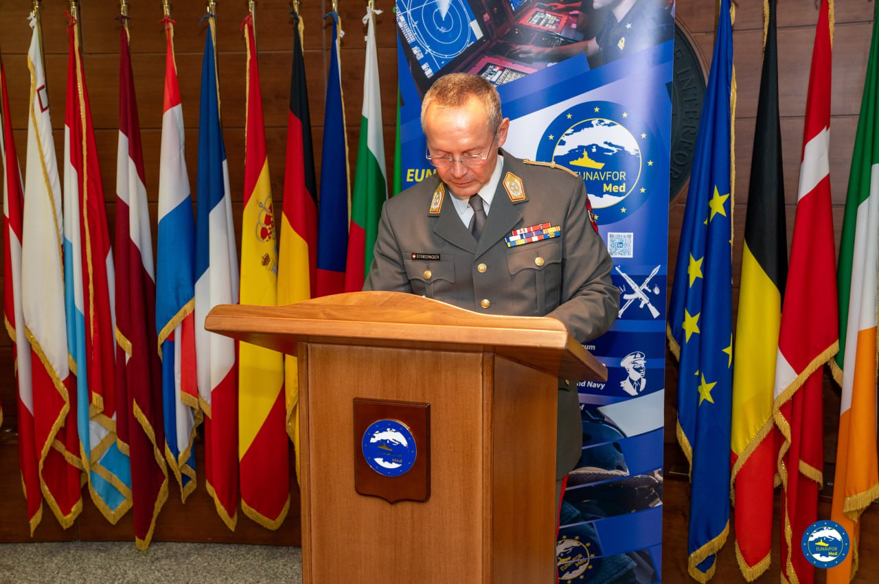 General Rudolf STRIEDINGER, Chief of the Austrian Defence, visited ...